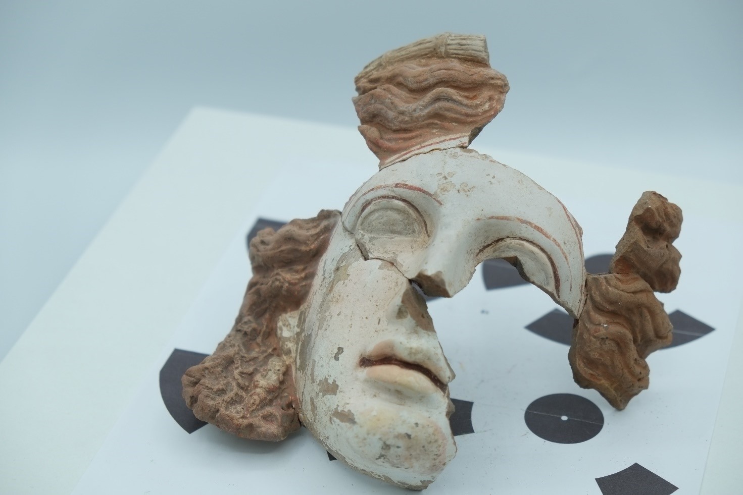 A Lipari le maschere teatrali greche tornano in scena per la tragedia ...